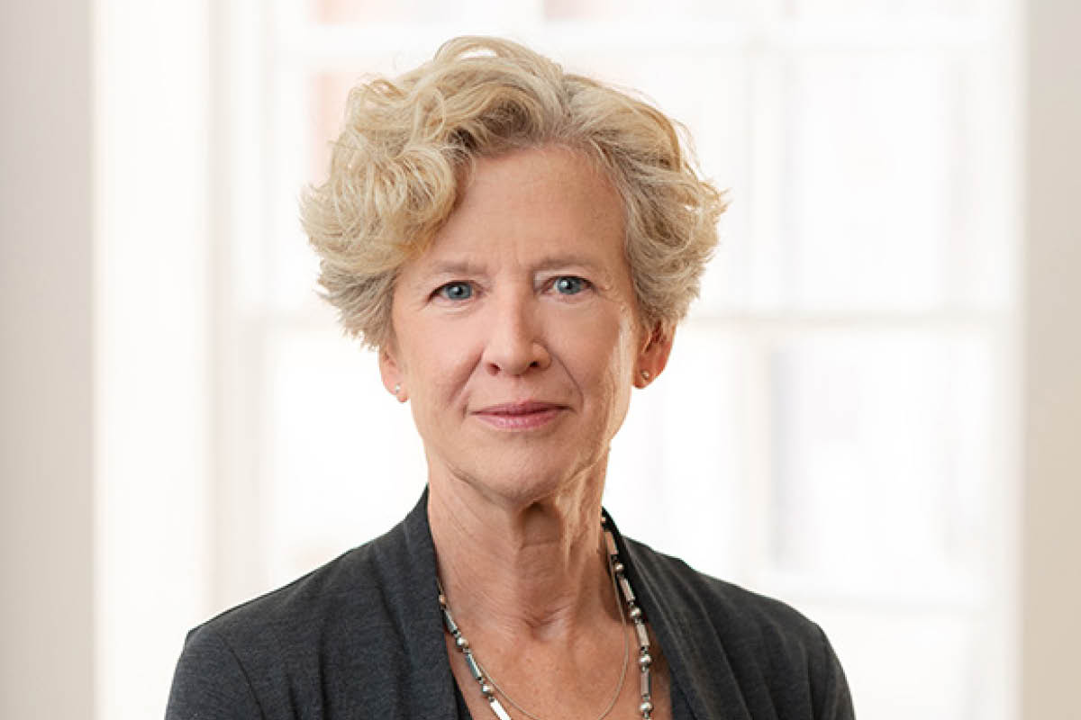 Peggy Ray wins Entrepreneurial Individual of the year award at ...